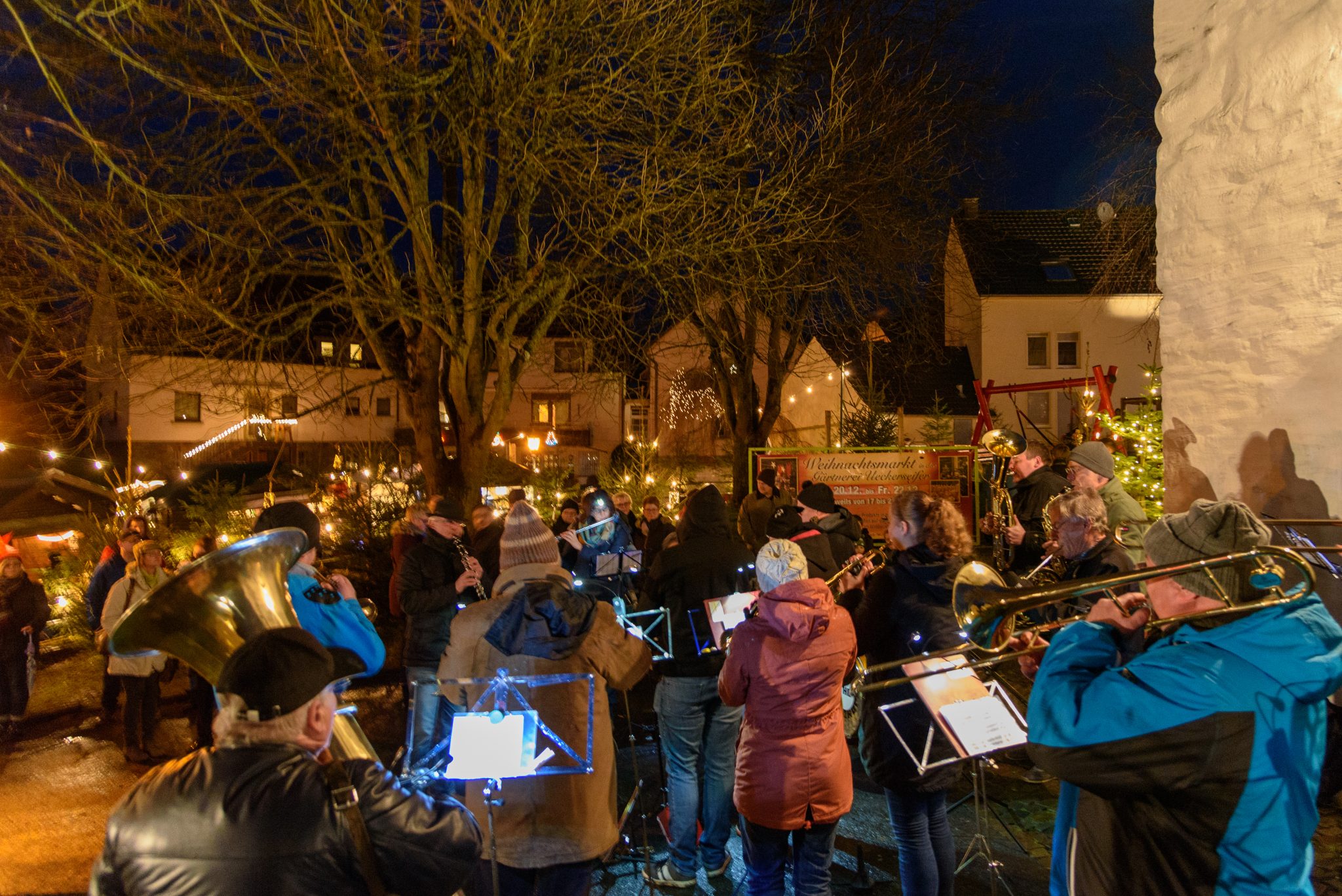 13. Windecker Weihnachtsmarkt - Windecker Ländchen - Tourismus Verein ...